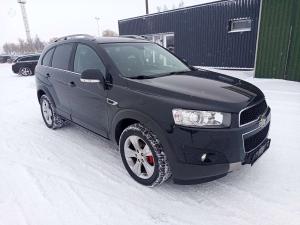 Black Chevrolet Captiva 2011 in Marijampole, with an engine capacity of 2.23 L and mileage of 298 thousand km for 5000 €, photo 5 on AUTOMOTO.COM.LV