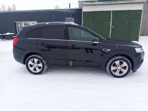 Black Chevrolet Captiva 2011 in Marijampole, with an engine capacity of 2.23 L and mileage of 298 thousand km for 5000 €, photo 7 on AUTOMOTO.COM.LV