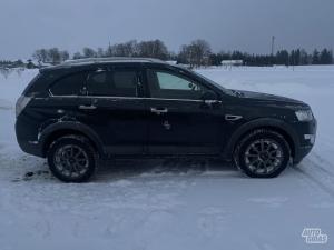 Black Chevrolet Captiva 2011 in Plunge, with an engine capacity of 2.20 L and mileage of 263 thousand km for 5000 €, photo 6 on AUTOMOTO.COM.LV