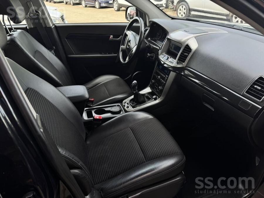 Melns Chevrolet Captiva 2011 Talsi, ar dzinēja tilpumu 2.20 L un nobraukumu 252 tūkst. km par 5850 €, foto 15 vietnē AUTOMOTO.COM.LV
