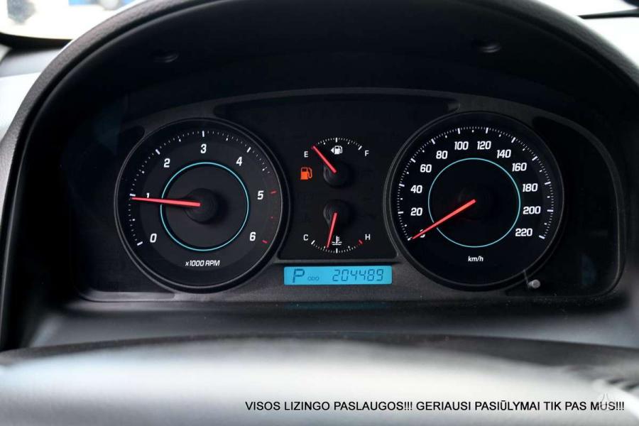 Melns Chevrolet Captiva 2011 Kretinga, ar dzinēja tilpumu 2.20 L un nobraukumu 204 tūkst. km par 5499 €, foto 34 vietnē AUTOMOTO.COM.LV