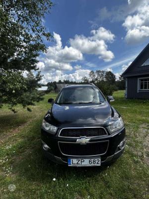 Black Chevrolet Captiva 2011 in Klaipeda, with an engine capacity of 2.23 L and mileage of 270 thousand km for 4500 €, photo 3 on AUTOMOTO.COM.LV