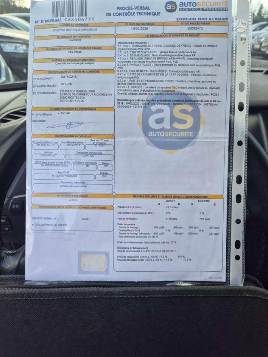 Melns Chevrolet Captiva 2011 Utena, ar dzinēja tilpumu 2.20 L un nobraukumu 226 tūkst. km par 4250 €, foto 20 vietnē AUTOMOTO.COM.LV