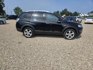 Black Chevrolet Captiva 2011 in Taurage, with an engine capacity of 2.20 L and mileage of 222 thousand km for 4900 €, photo 6 on AUTOMOTO.COM.LV