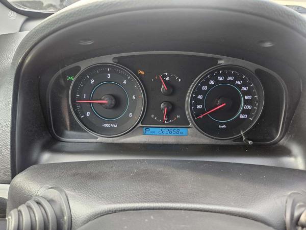 Black Chevrolet Captiva 2011 in Taurage, with an engine capacity of 2.20 L and mileage of 222 thousand km for 4900 €, photo 10 on AUTOMOTO.COM.LV