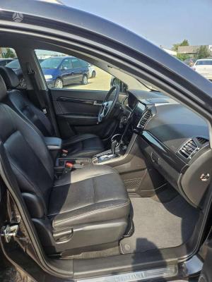 Black Chevrolet Captiva 2011 in Taurage, with an engine capacity of 2.20 L and mileage of 222 thousand km for 4900 €, photo 12 on AUTOMOTO.COM.LV