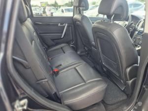 Black Chevrolet Captiva 2011 in Utena, with an engine capacity of 2.20 L and mileage of 226 thousand km for 4200 €, photo 11 on AUTOMOTO.COM.LV