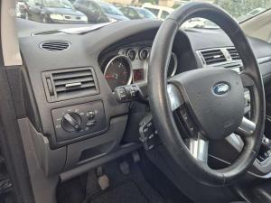 Black Chevrolet Captiva 2011 in Utena, with an engine capacity of 2.20 L and mileage of 226 thousand km for 4200 €, photo 14 on AUTOMOTO.COM.LV