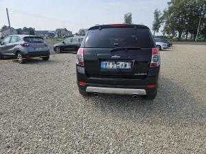 Black Chevrolet Captiva 2011 in Raseiniai, with an engine capacity of 2.20 L and mileage of 222 thousand km for 3900 €, photo 5 on AUTOMOTO.COM.LV