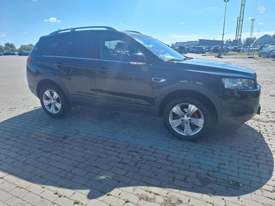 Melns Chevrolet Captiva 2011 Marijampole, ar dzinēja tilpumu 2.23 L un nobraukumu 290 tūkst. km par 4600 €, foto 11 vietnē AUTOMOTO.COM.LV