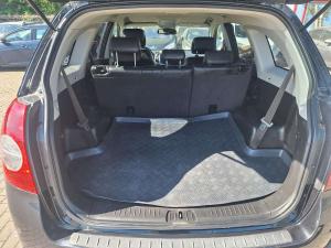 Melns Chevrolet Captiva 2011 Marijampole, ar dzinēja tilpumu 2.23 L un nobraukumu 290 tūkst. km par 4600 €, foto 12 vietnē AUTOMOTO.COM.LV