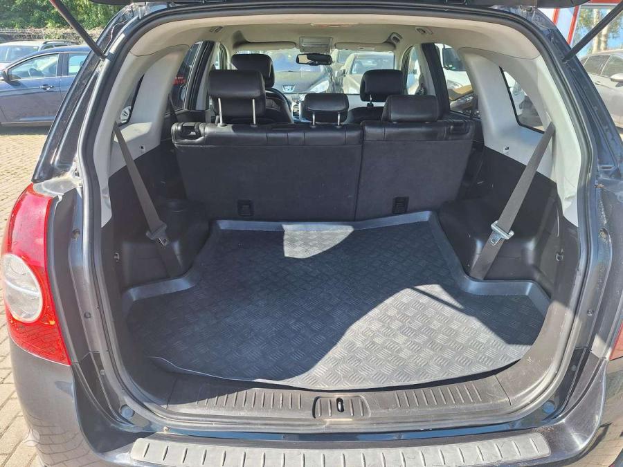 Melns Chevrolet Captiva 2011 Marijampole, ar dzinēja tilpumu 2.23 L un nobraukumu 290 tūkst. km par 4600 €, foto 12 vietnē AUTOMOTO.COM.LV