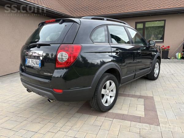 Melns Chevrolet Captiva 2011 Bauska, ar dzinēja tilpumu 2.20 L un nobraukumu 240 tūkst. km par 4800 €, foto 10 vietnē AUTOMOTO.COM.LV