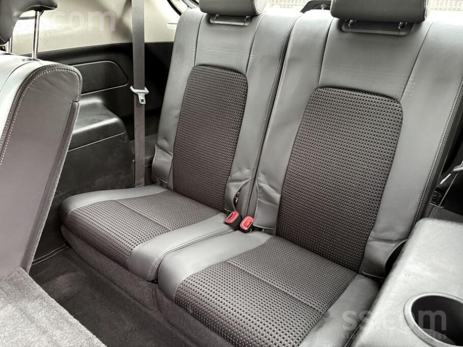 Melns Chevrolet Captiva 2011 Bauska, ar dzinēja tilpumu 2.20 L un nobraukumu 240 tūkst. km par 4800 €, foto 13 vietnē AUTOMOTO.COM.LV