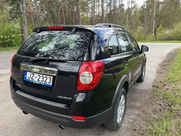 Melns Chevrolet Captiva 2012 Rīga, ar dzinēja tilpumu 2.20 L un nobraukumu 110 tūkst. km par 7990 €, foto 5 vietnē AUTOMOTO.COM.LV