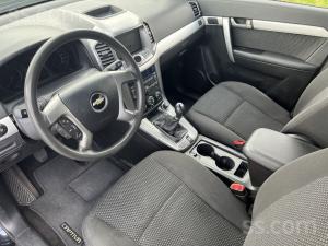 Melns Chevrolet Captiva 2012 Rīga, ar dzinēja tilpumu 2.20 L un nobraukumu 110 tūkst. km par 7990 €, foto 13 vietnē AUTOMOTO.COM.LV
