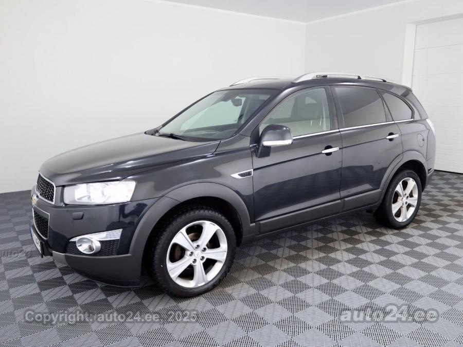 Melns Chevrolet Captiva 2012 Tallina, ar dzinēja tilpumu 2.20 L un nobraukumu 297 tūkst. km par 2999 €, foto 2 vietnē AUTOMOTO.COM.LV
