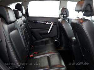 Melns Chevrolet Captiva 2012 Tallina, ar dzinēja tilpumu 2.20 L un nobraukumu 297 tūkst. km par 2999 €, foto 7 vietnē AUTOMOTO.COM.LV