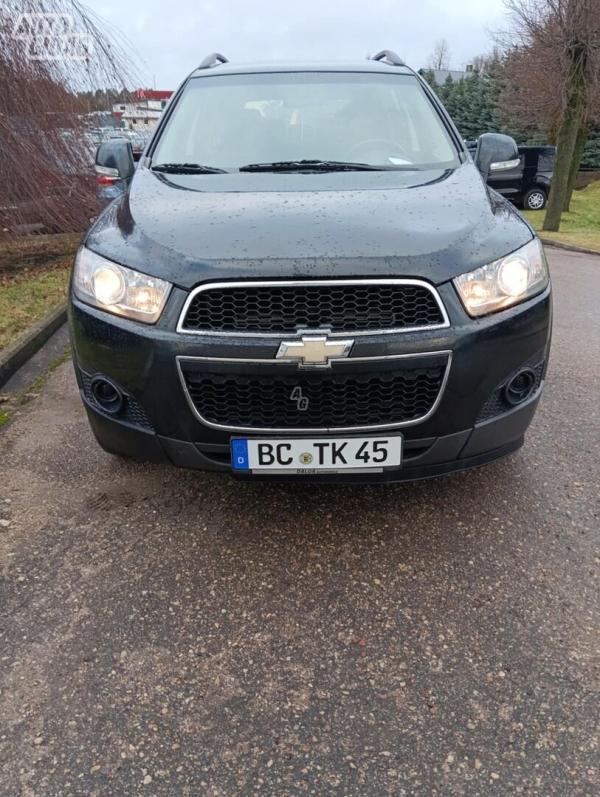 Black Chevrolet Captiva 2012 in Utena, with an engine capacity of 2.20 L and mileage of 232 thousand km for 4300 €, photo 1 on AUTOMOTO.COM.LV