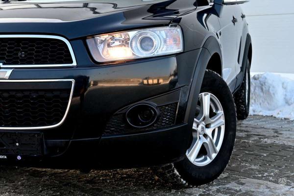 Melns Chevrolet Captiva 2012 Kretinga, ar dzinēja tilpumu 2.20 L un nobraukumu 216 tūkst. km par 4150 €, foto 5 vietnē AUTOMOTO.COM.LV