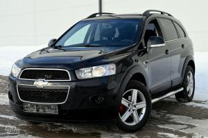 Black Chevrolet Captiva 2012 in Kretinga, with an engine capacity of 2.20 L and mileage of 224 thousand km for 5750 €, photo 3 on AUTOMOTO.COM.LV
