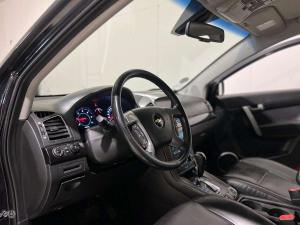 Melns Chevrolet Captiva 2012 Klaipėda, ar dzinēja tilpumu 2.23 L un nobraukumu 208 tūkst. km par 5555 €, foto 2 vietnē AUTOMOTO.COM.LV