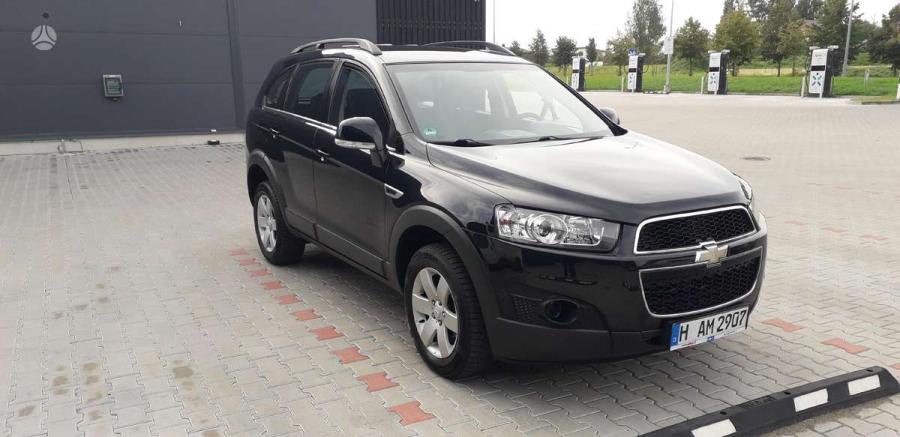 Melns Chevrolet Captiva 2012 Šauļi, ar dzinēja tilpumu 2.20 L un nobraukumu 235 tūkst. km par 4999 €, foto 4 vietnē AUTOMOTO.COM.LV