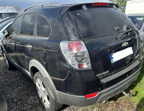 Melns Chevrolet Captiva 2012 Tauragė, ar dzinēja tilpumu 2.20 L un nobraukumu 189 tūkst. km par 3600 €, foto 2 vietnē AUTOMOTO.COM.LV