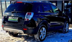 Black Chevrolet Captiva 2012 in Kretinga, with an engine capacity of 2.20 L and mileage of 274 thousand km for 6350 €, photo 8 on AUTOMOTO.COM.LV