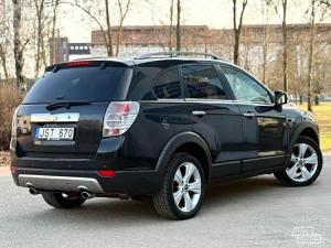 Melns Chevrolet Captiva 2012 Kauņa, ar dzinēja tilpumu 2.00 L un nobraukumu 277 tūkst. km par 5250 €, foto 5 vietnē AUTOMOTO.COM.LV