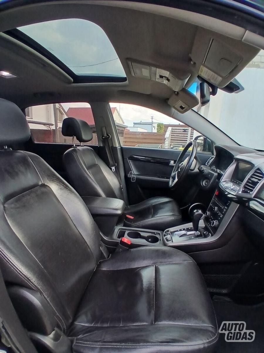 Black Chevrolet Captiva 2012 in Klaipeda, with an engine capacity of 2.20 L and mileage of 300 thousand km for 5000 €, photo 12 on AUTOMOTO.COM.LV