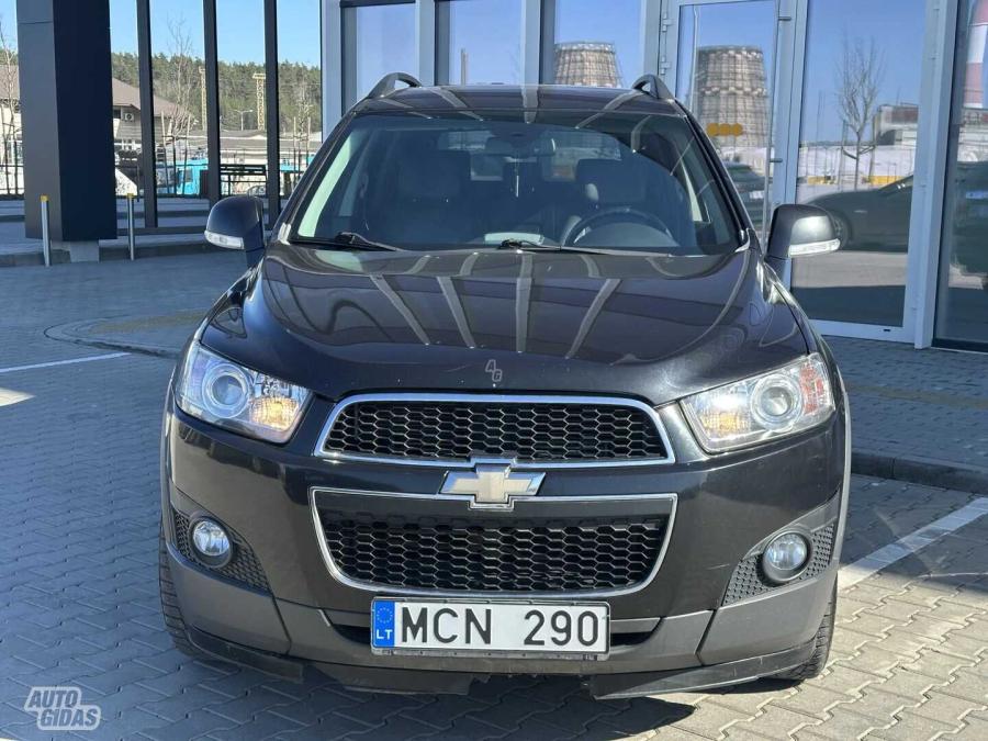 Melns Chevrolet Captiva 2012 Viļņa, ar dzinēja tilpumu 2.20 L un nobraukumu 270 tūkst. km par 3500 €, foto 3 vietnē AUTOMOTO.COM.LV