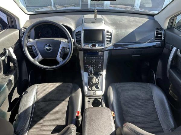 Melns Chevrolet Captiva 2012 Viļņa, ar dzinēja tilpumu 2.20 L un nobraukumu 270 tūkst. km par 3500 €, foto 8 vietnē AUTOMOTO.COM.LV