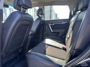Melns Chevrolet Captiva 2012 Viļņa, ar dzinēja tilpumu 2.20 L un nobraukumu 270 tūkst. km par 3500 €, foto 11 vietnē AUTOMOTO.COM.LV