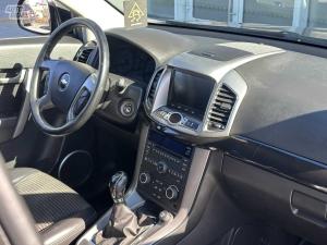Melns Chevrolet Captiva 2012 Viļņa, ar dzinēja tilpumu 2.20 L un nobraukumu 270 tūkst. km par 3500 €, foto 15 vietnē AUTOMOTO.COM.LV