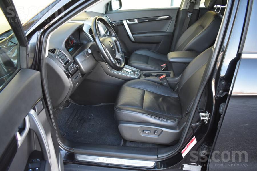 Melns Chevrolet Captiva 2012 Talsi, ar dzinēja tilpumu 2.20 L un nobraukumu 193 tūkst. km par 6500 €, foto 5 vietnē AUTOMOTO.COM.LV
