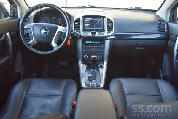 Melns Chevrolet Captiva 2012 Talsi, ar dzinēja tilpumu 2.20 L un nobraukumu 193 tūkst. km par 6500 €, foto 5 vietnē AUTOMOTO.COM.LV
