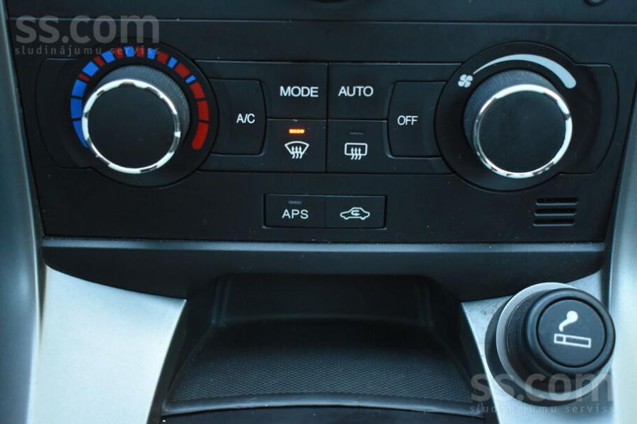 Melns Chevrolet Captiva 2012 Talsi, ar dzinēja tilpumu 2.20 L un nobraukumu 193 tūkst. km par 6500 €, foto 16 vietnē AUTOMOTO.COM.LV