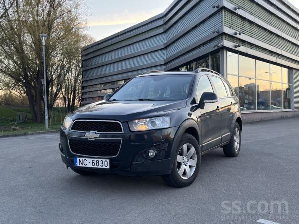 Melns Chevrolet Captiva 2012 Rīga, ar dzinēja tilpumu 2.20 L un nobraukumu 265 tūkst. km par 4290 €, foto 1 vietnē AUTOMOTO.COM.LV