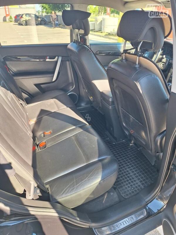 Melns Chevrolet Captiva 2012 Mažeikiai, ar dzinēja tilpumu 2.20 L un nobraukumu 248 tūkst. km par 4500 €, foto 10 vietnē AUTOMOTO.COM.LV