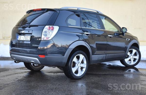 Melns Chevrolet Captiva 2012 Talsi, ar dzinēja tilpumu 2.20 L un nobraukumu 193 tūkst. km par 6200 €, foto 5 vietnē AUTOMOTO.COM.LV