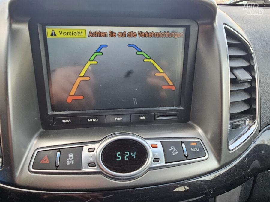 Black Chevrolet Captiva 2012 in Vilnius, with an engine capacity of 2.20 L and mileage of 269 thousand km for 4900 €, photo 19 on AUTOMOTO.COM.LV