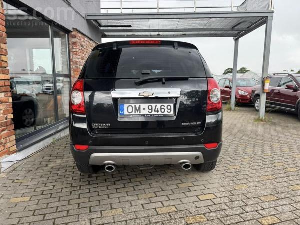 Melns Chevrolet Captiva 2012 Talsi, ar dzinēja tilpumu 2.20 L un nobraukumu 149 tūkst. km par 6500 €, foto 5 vietnē AUTOMOTO.COM.LV