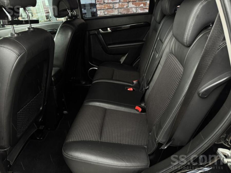 Melns Chevrolet Captiva 2012 Talsi, ar dzinēja tilpumu 2.20 L un nobraukumu 149 tūkst. km par 6500 €, foto 14 vietnē AUTOMOTO.COM.LV