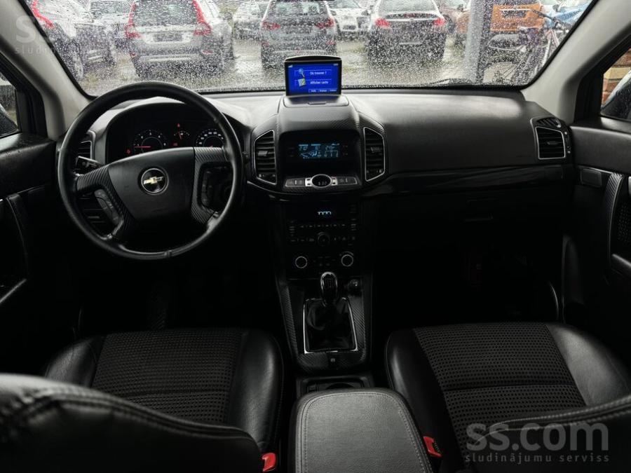 Melns Chevrolet Captiva 2012 Talsi, ar dzinēja tilpumu 2.20 L un nobraukumu 149 tūkst. km par 6500 €, foto 15 vietnē AUTOMOTO.COM.LV