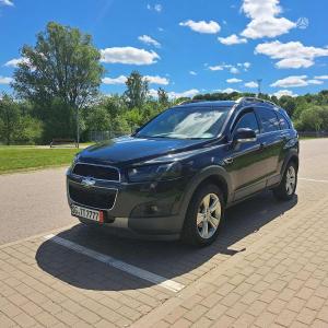 Melns Chevrolet Captiva 2012 Viļņa, ar dzinēja tilpumu 2.20 L un nobraukumu 223 tūkst. km par 5100 €, foto  vietnē AUTOMOTO.COM.LV