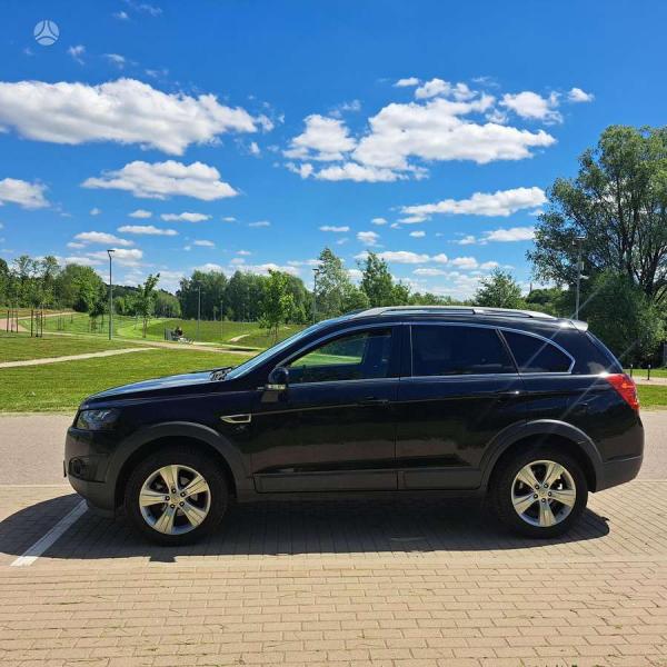 Melns Chevrolet Captiva 2012 Viļņa, ar dzinēja tilpumu 2.20 L un nobraukumu 223 tūkst. km par 5100 €, foto 4 vietnē AUTOMOTO.COM.LV