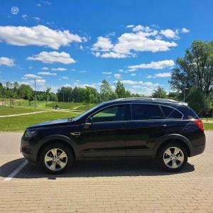 Black Chevrolet Captiva 2012 in Vilnius, with an engine capacity of 2.20 L and mileage of 223 thousand km for 5100 €, photo 5 on AUTOMOTO.COM.LV