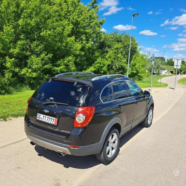 Melns Chevrolet Captiva 2012 Viļņa, ar dzinēja tilpumu 2.20 L un nobraukumu 223 tūkst. km par 5100 €, foto 9 vietnē AUTOMOTO.COM.LV