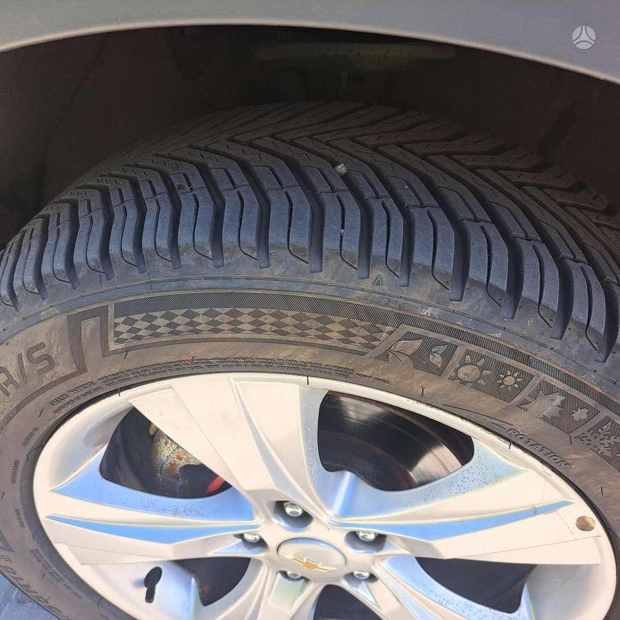 Black Chevrolet Captiva 2012 in Vilnius, with an engine capacity of 2.20 L and mileage of 223 thousand km for 5100 €, photo 18 on AUTOMOTO.COM.LV